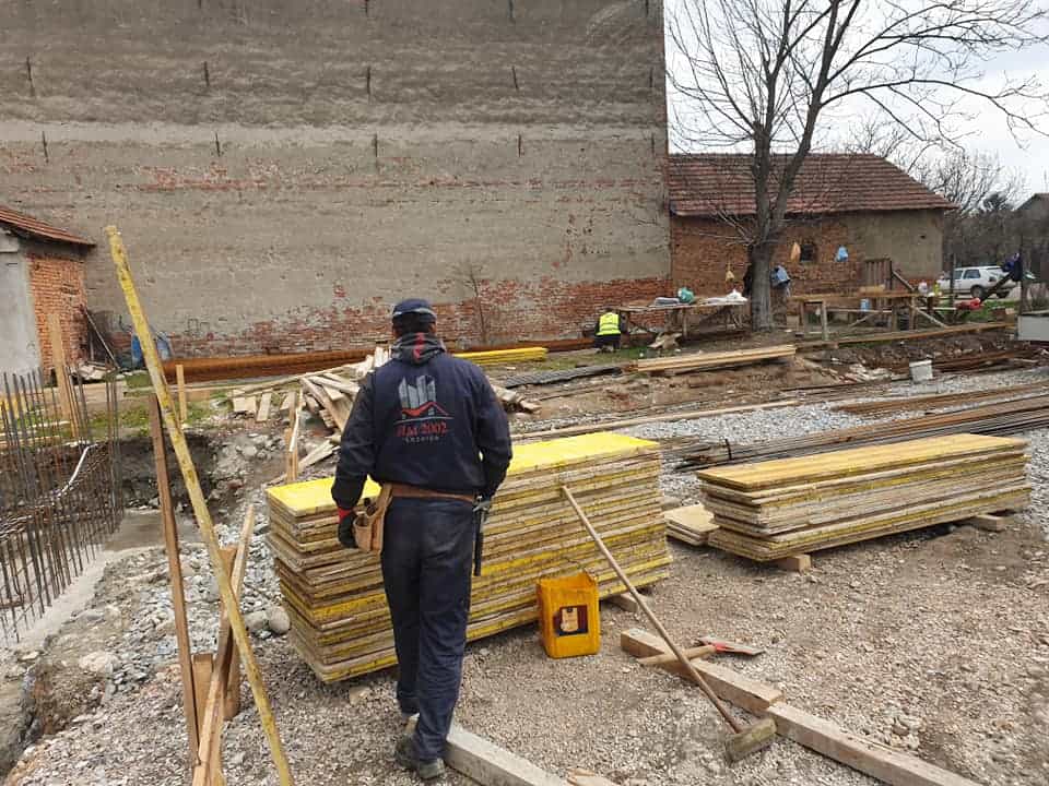 Grubi Radovi U Građevinarstvu - Gradjevinska Firma - SIM 2002